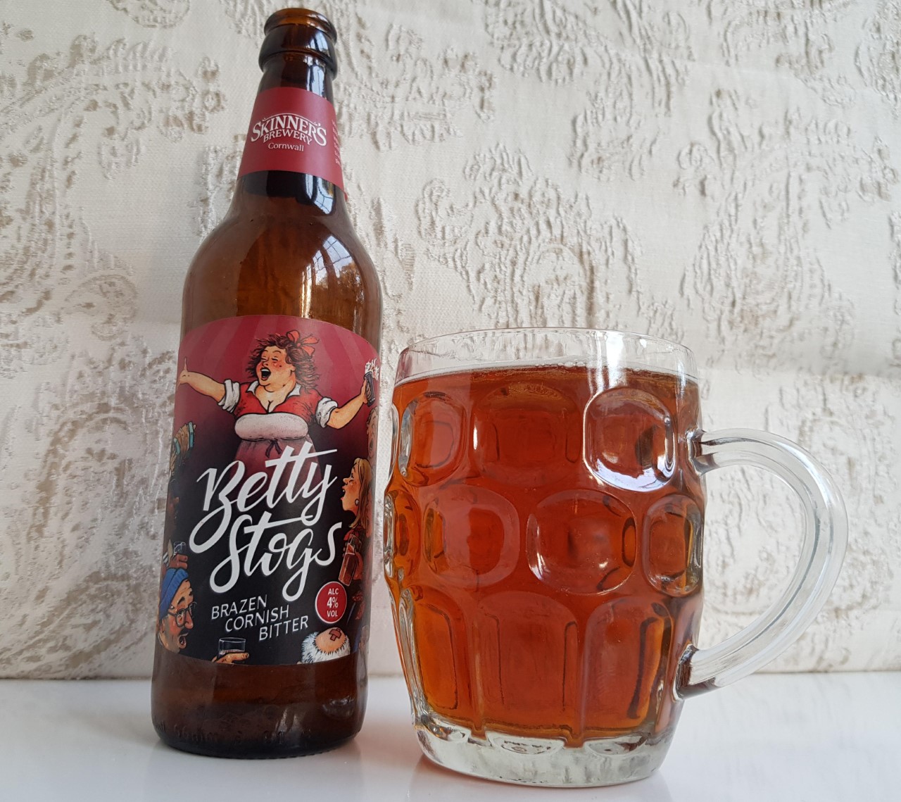 BETTY STOGS – MUSE ON BOOZE