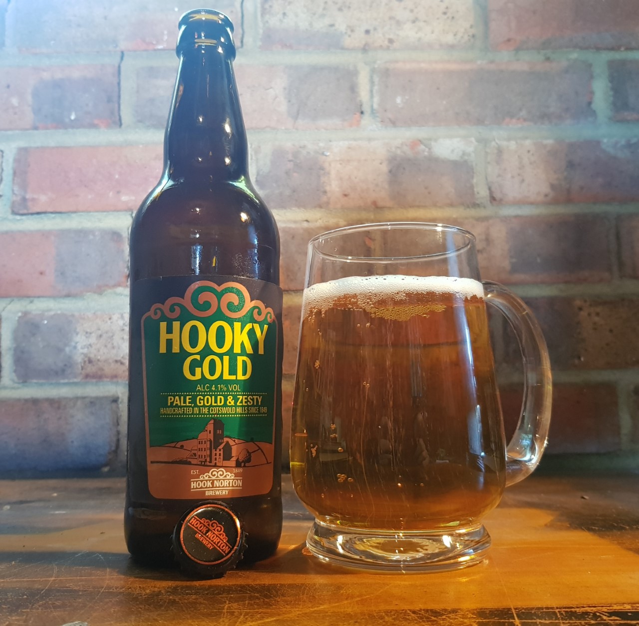 HOOKY GOLD – MUSE ON BOOZE